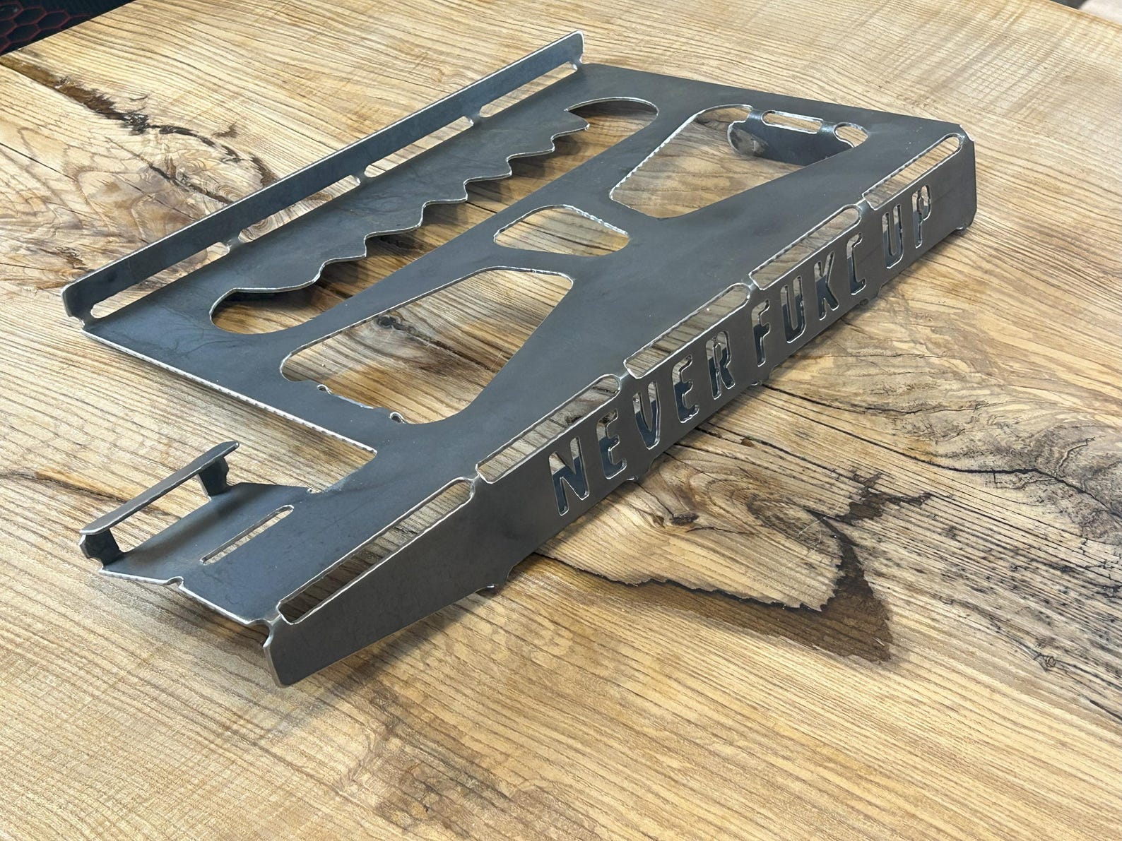Laptop Stand With Sign, Diy Sheet Metal Laptop Stand Dxf Files ...