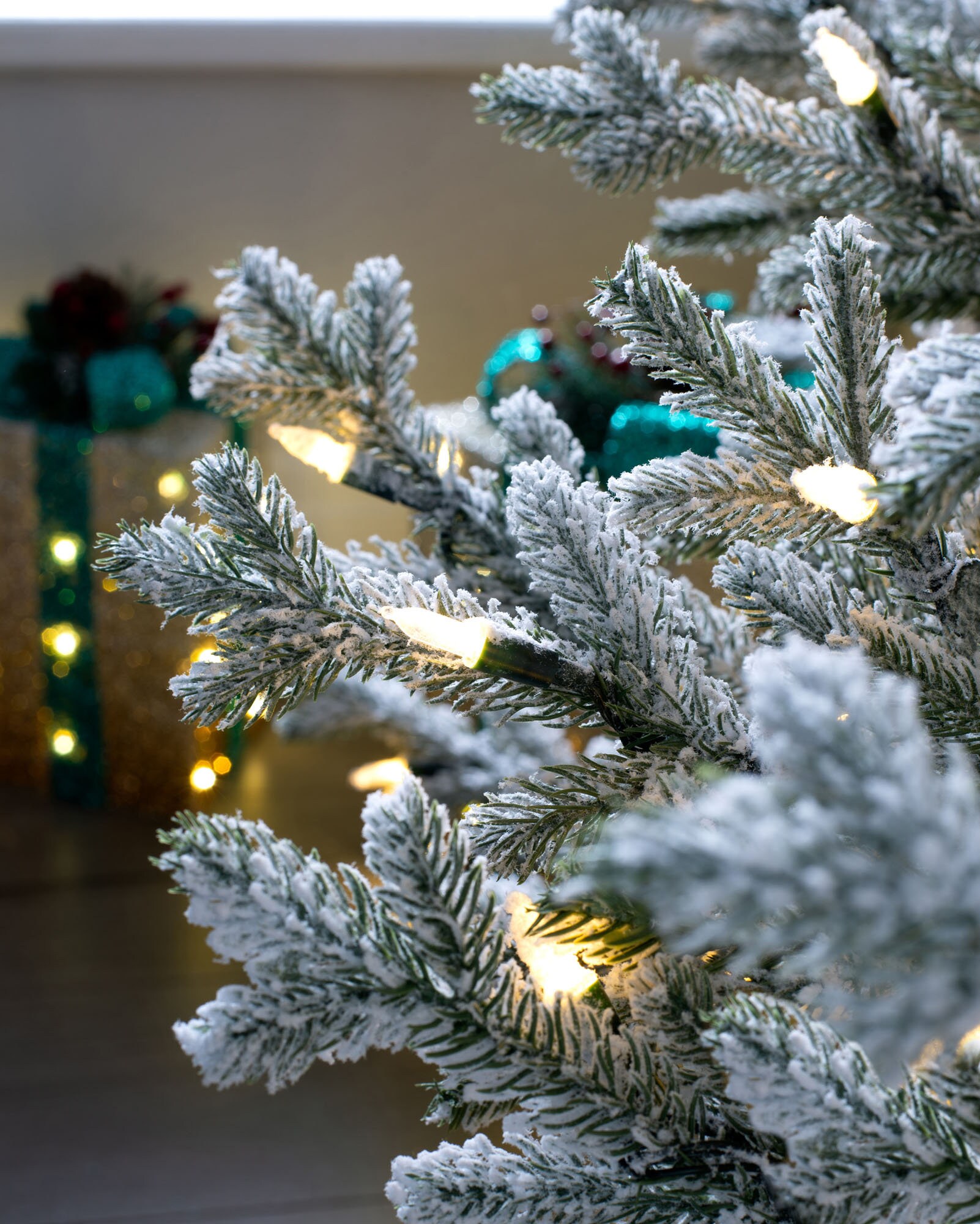 Snow Flocked Fraser Fir Christmas Tree With Chasing Warm LED Lights ...