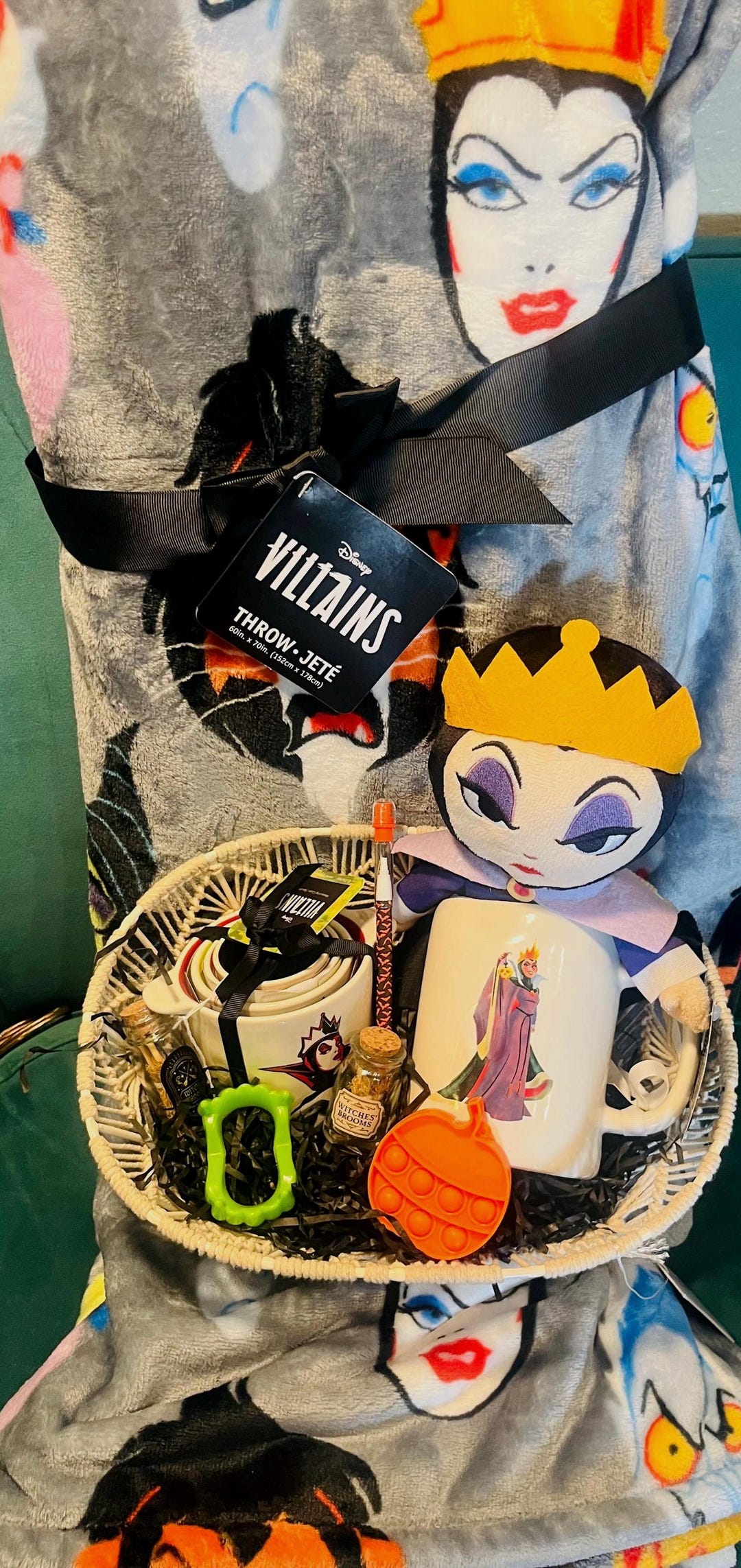 Evil Queen Villains Boo Basket 60 by 70 Black Throw Super Soft ,rae ...