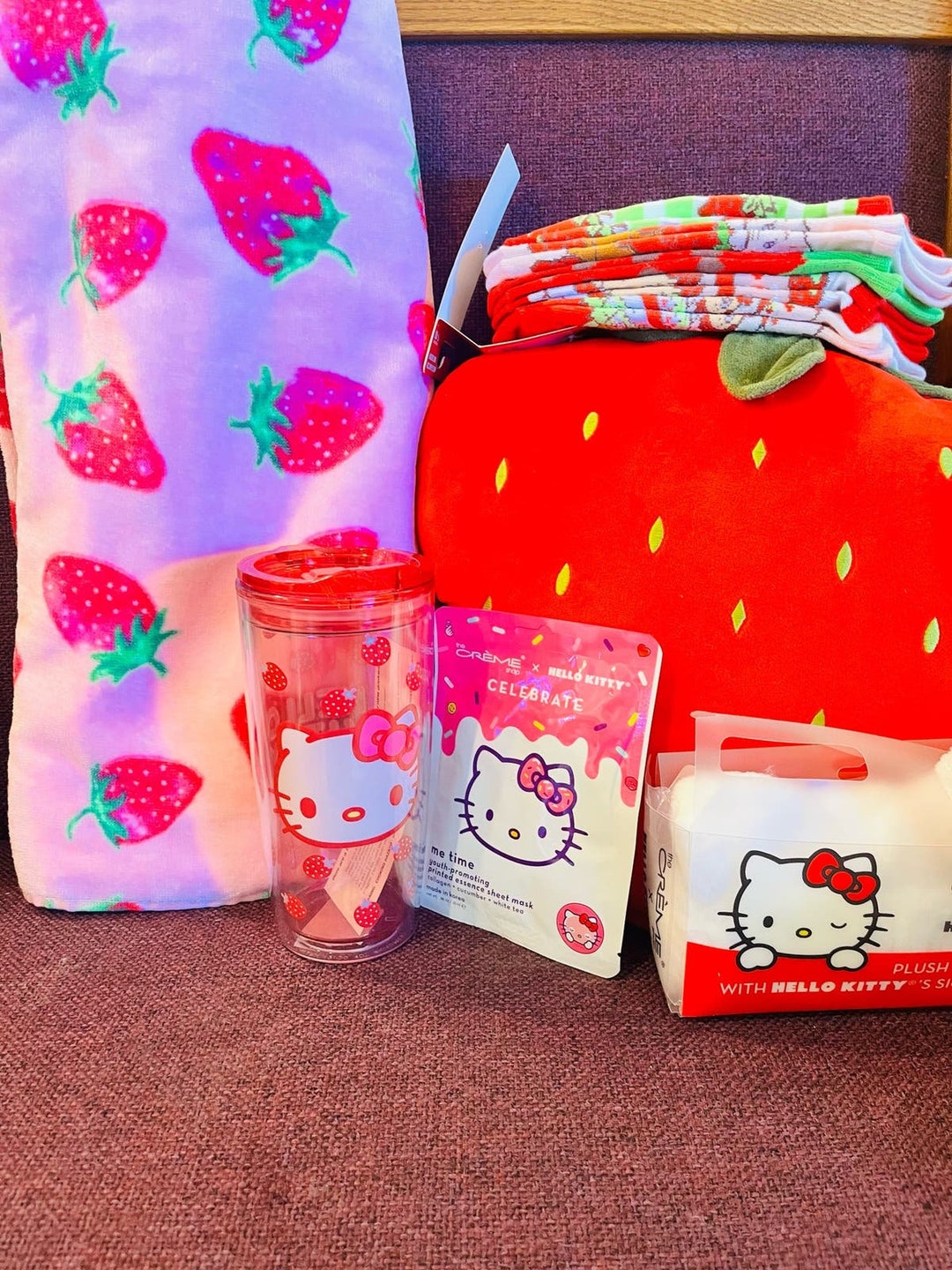 Strawberry Shortcake and Hello Kitty Bundle - Etsy