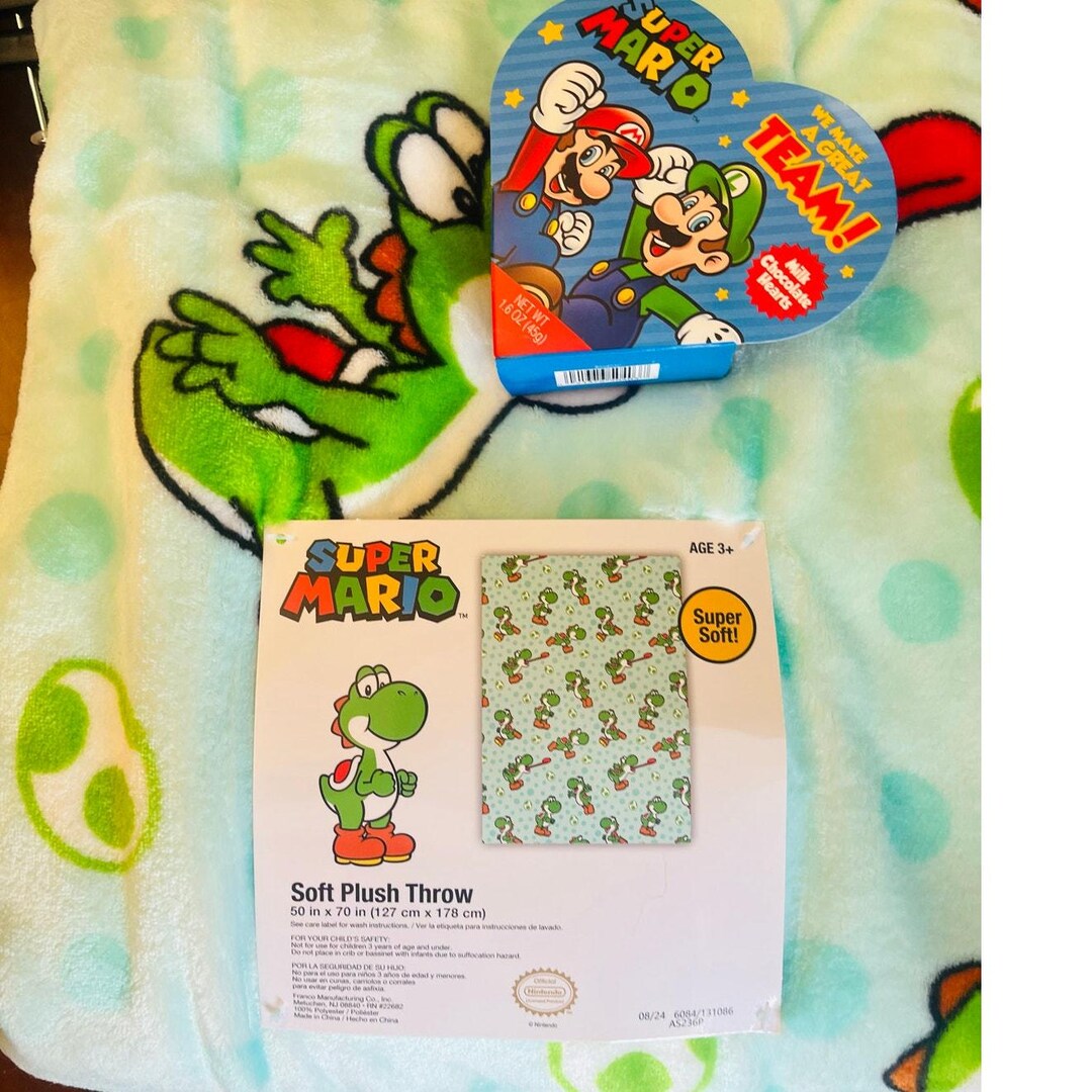 Super Mario Throw 50 X 70. Super Cute and Soft Comes With a Heart ...