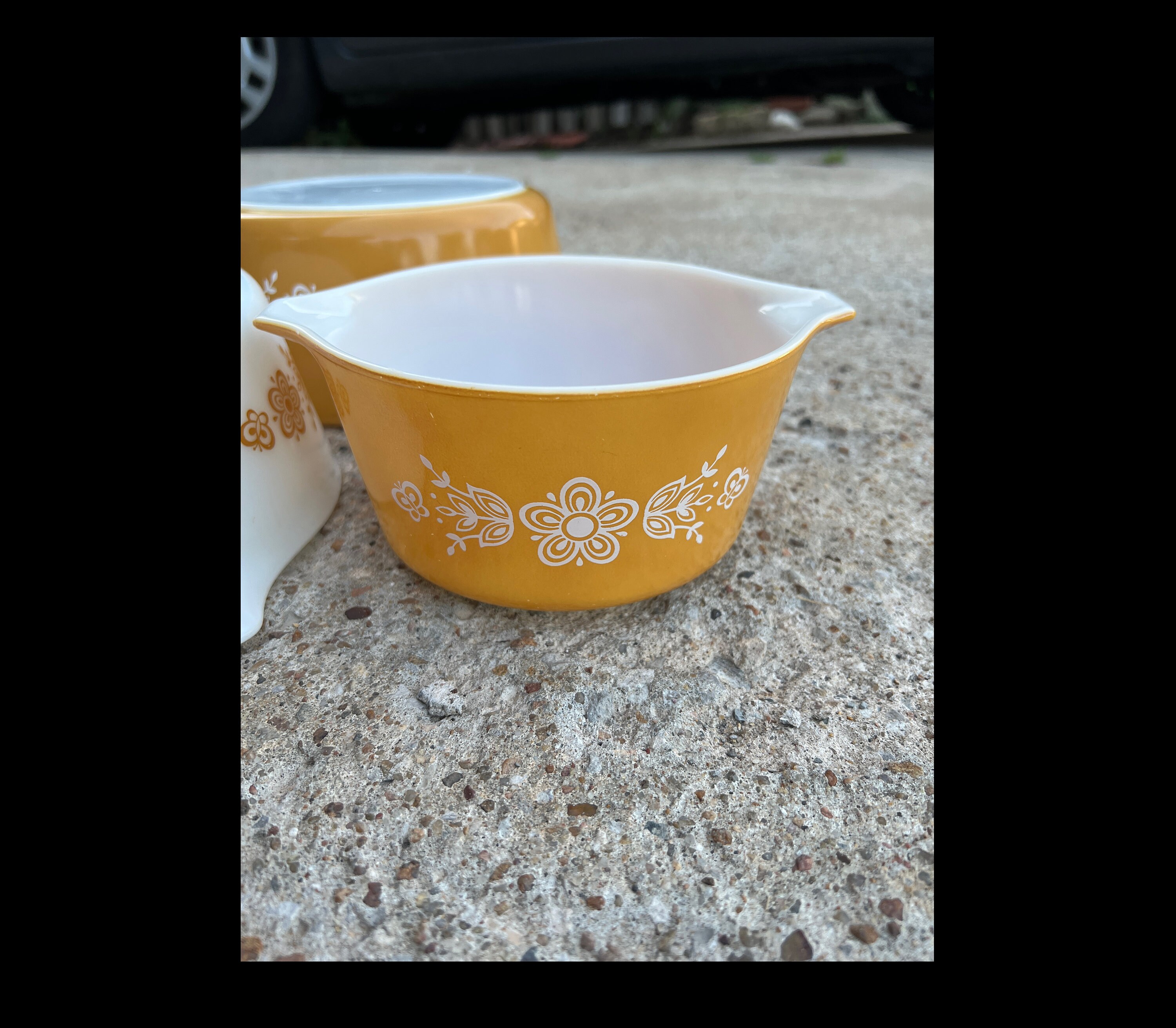 Vintage Pyrex Butterfly Gold Casserole Dishes Round With Lids / 6 Piece ...