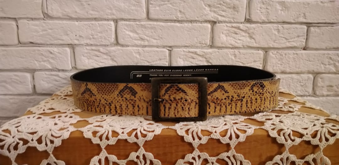 Vintage Cuir Leather Snake Skin Pattern Belt, Cuir Leather Cinch Belt ...
