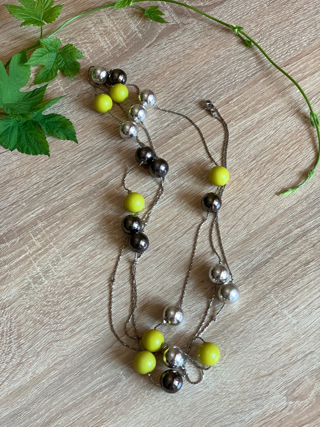 Stylish Acid Green and Silver Round Beads on a Very Thin Metal Chain ...