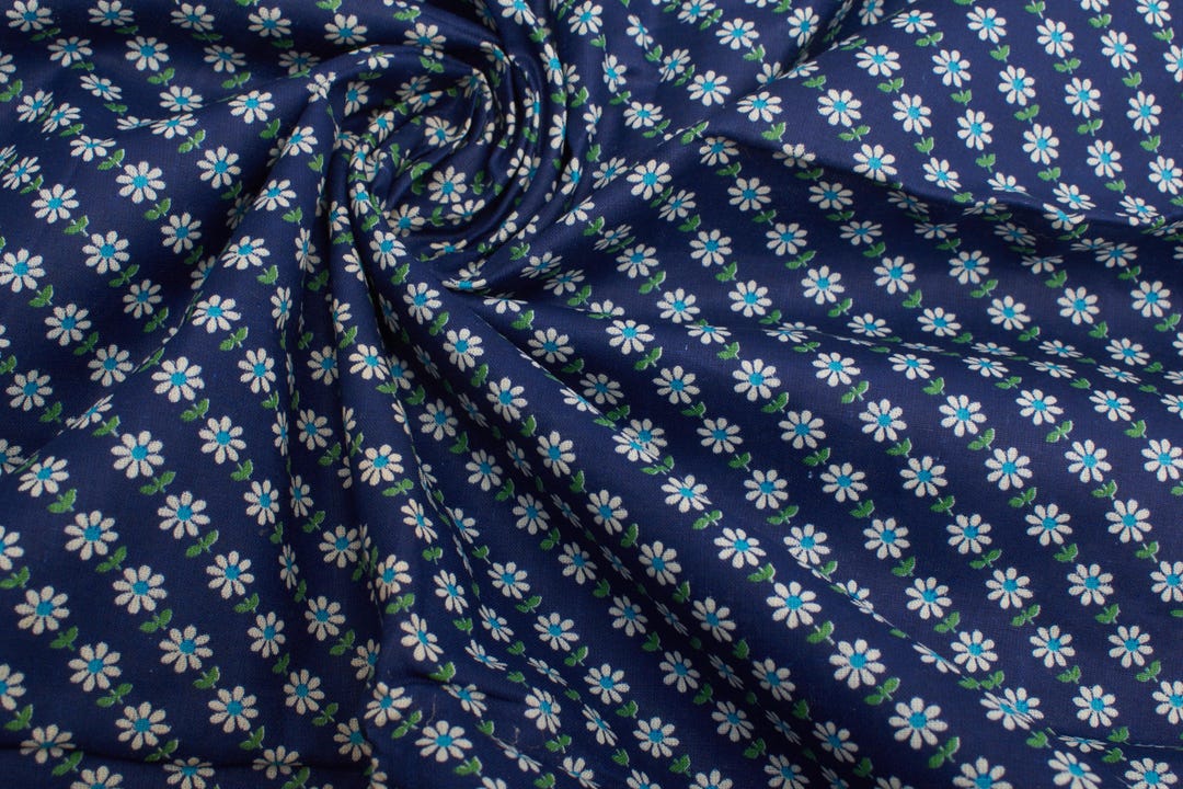 Retro Navy Blue Daisy Print 1960s Polished Cotton Fabric for Sewing ...