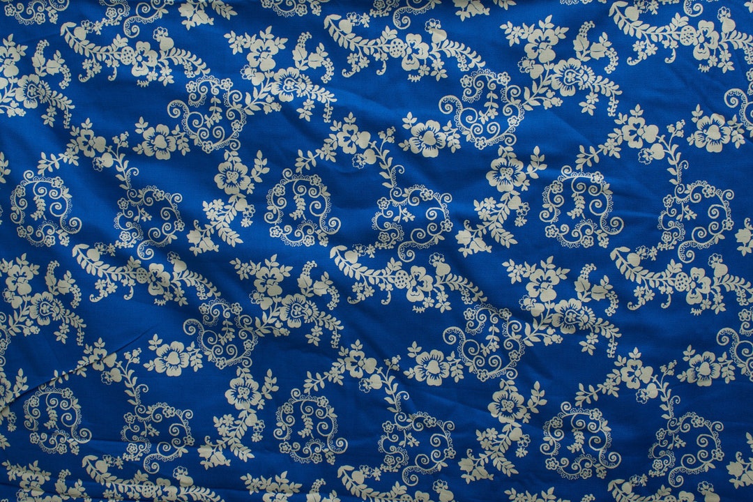 Retro Floral Batik, Hand Drawn Batik Fabric, Cotton Batik White Blue - Etsy