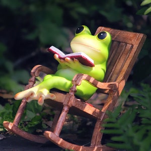 Handmade Resin Crafts Creative Small Frog Rocking Chair Ornaments ...