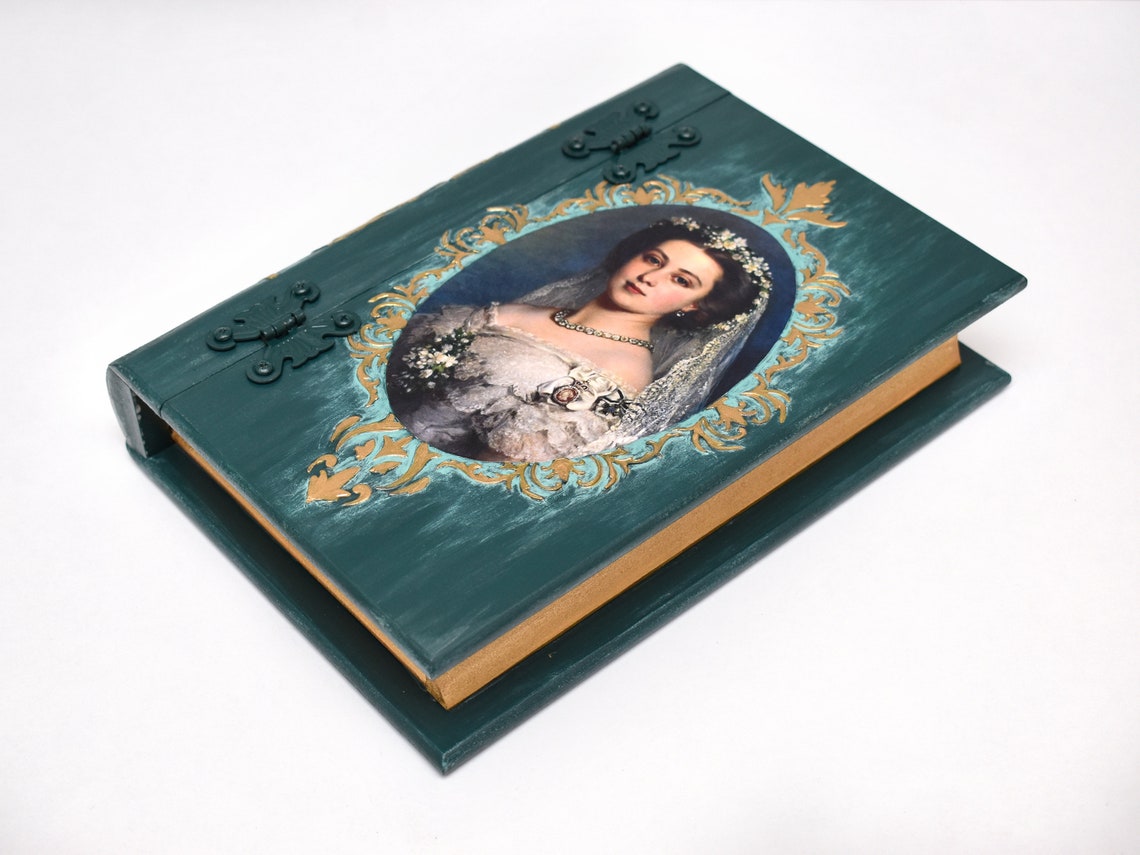 Victorian Style Book Jewelry Box, Antique Keepsake Box, Retro Chic ...