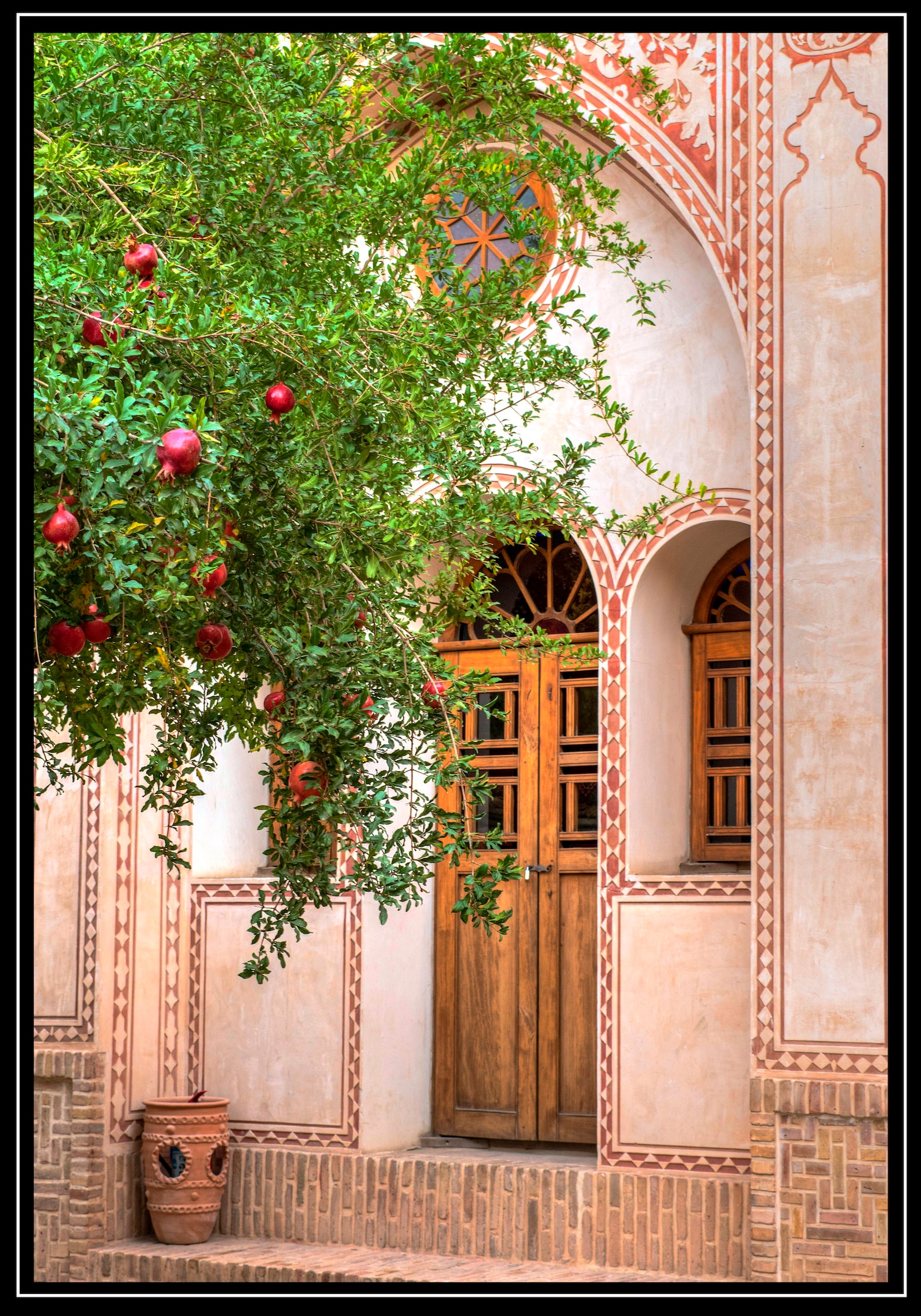 Set of 2 Printable Photos of Persian Old Wooden Windows With ...