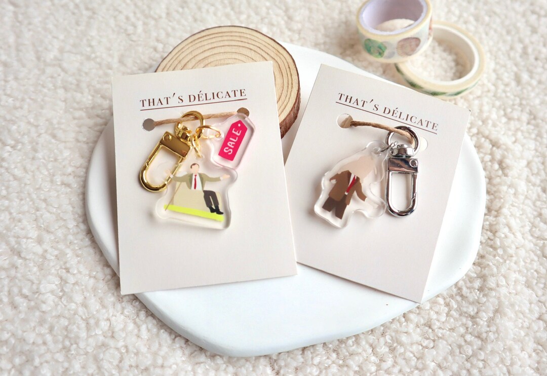 Mr. Bean Iconic Theme Keychain | Couple Keychains, Mr. Bean Gifts ...