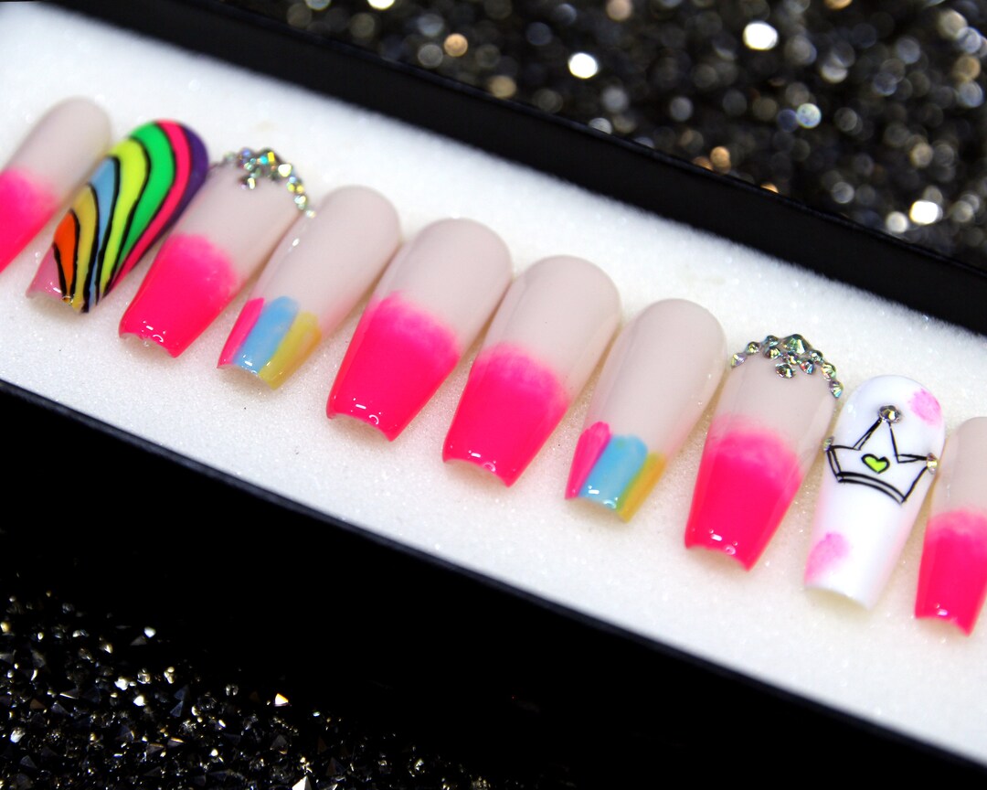 Candy Kiss Fake Nails With Crystal | Ombre Coffin Press on Nails | Glue ...