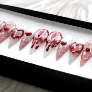 Bloody Eyes Nails – Heartbreak Halloween Press On, Silver Metallic ...