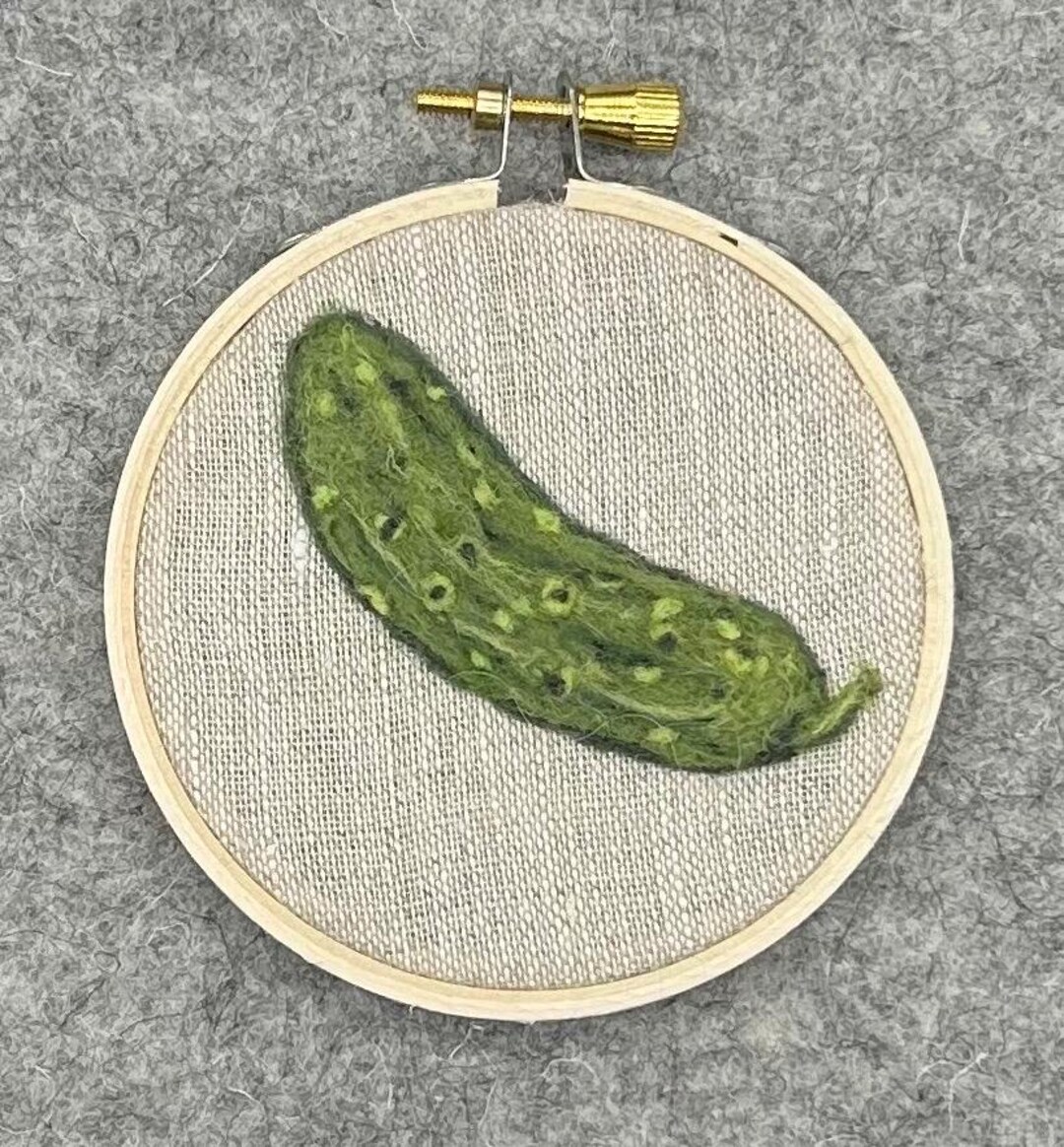 Lucky Whimsical Needle Felted Pickle – 2D Wool Ornament for Christmas ...