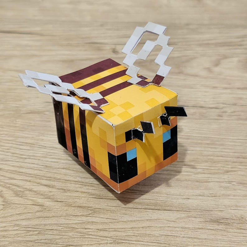 Papercraft Bee Minecraft Polygonal Figure of a Bee From the Game ...