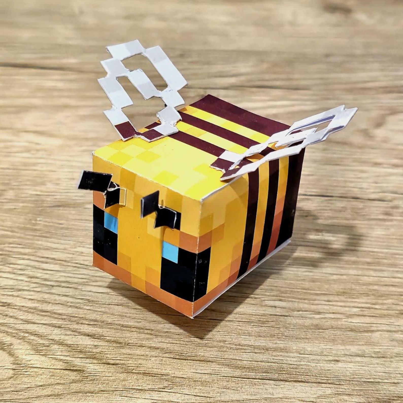 Papercraft Bee Minecraft Polygonal Figure of a Bee From the Game Minecraft - Etsy