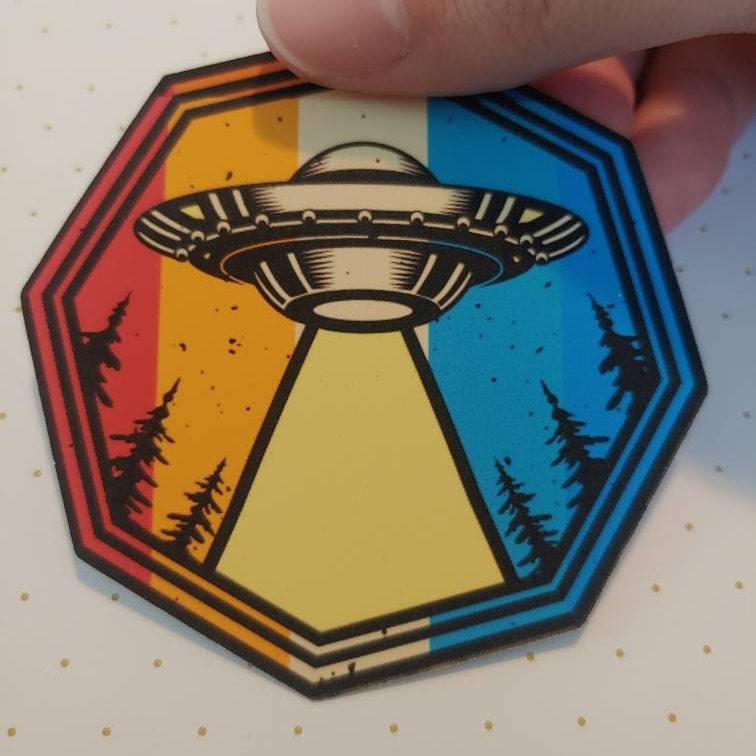 Alien, UFO, Spaceship, Abduction, Space, Retro, Fantasy, Geometric, Sci ...