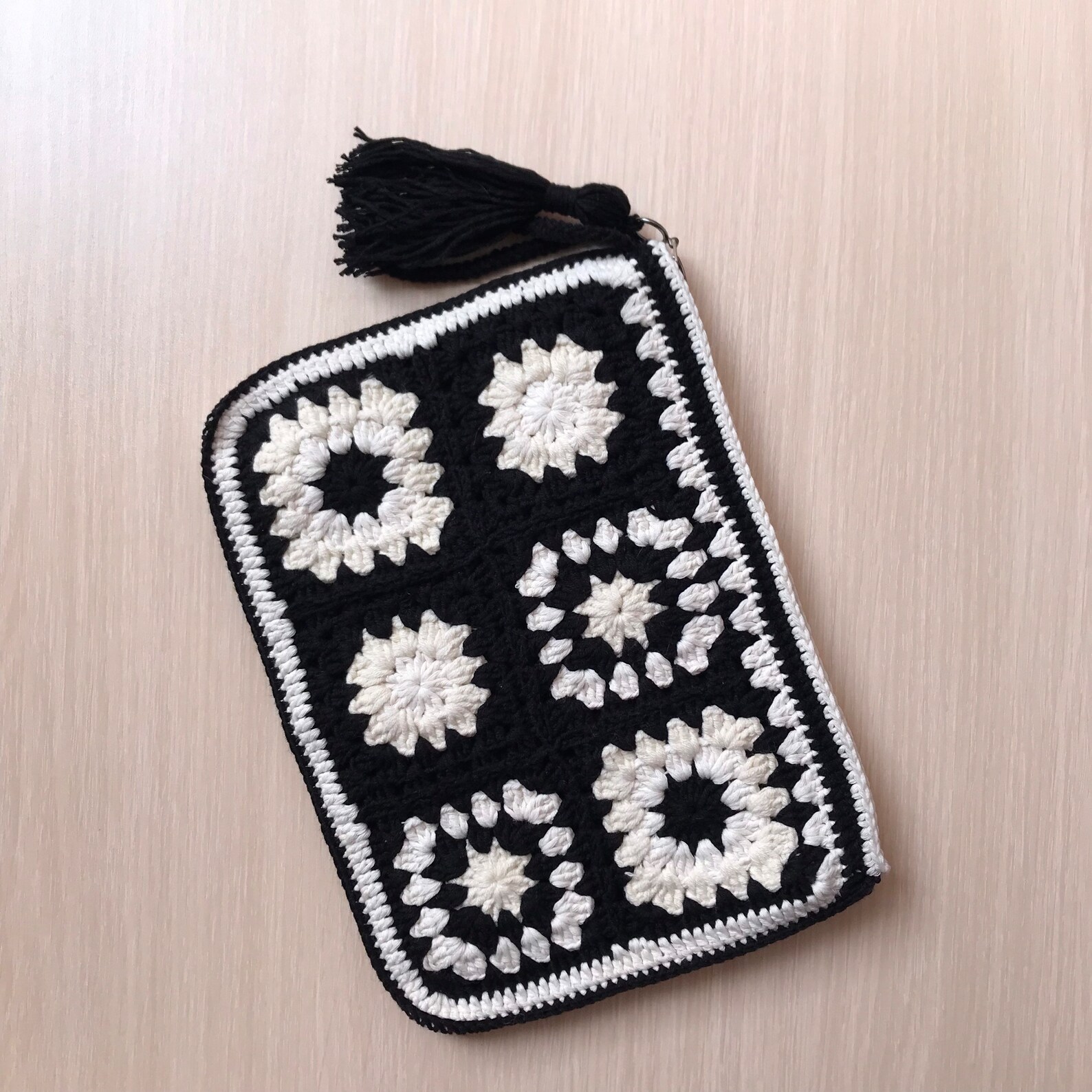 READY FOR SHIPPING Granny Square Black and White Crochet - Etsy
