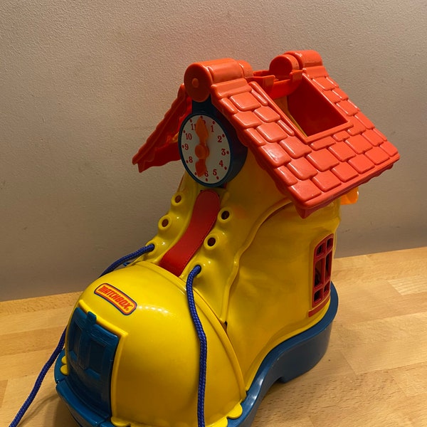 Boot House - Etsy UK