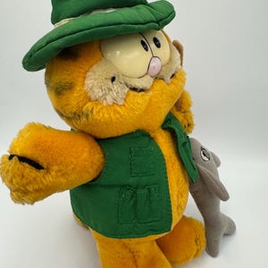 Garfield ‘the Fisherman’ Cat Vintage Retro Soft Plush Toy Made by Dakin ...