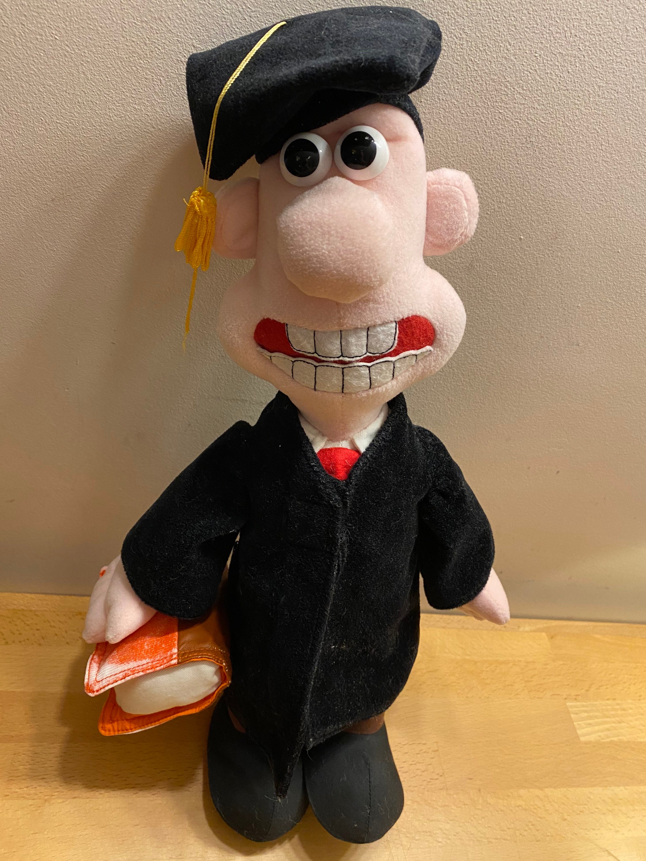 Wallace in Graduation Gown Robes Soft Vintage Plush Toy From Wallace ...