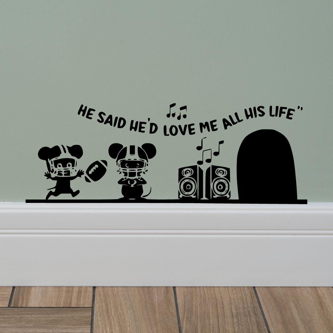 Mouse Life Svg, Heart Hands Svg, Football Svg, Football Heart Hands Svg ...