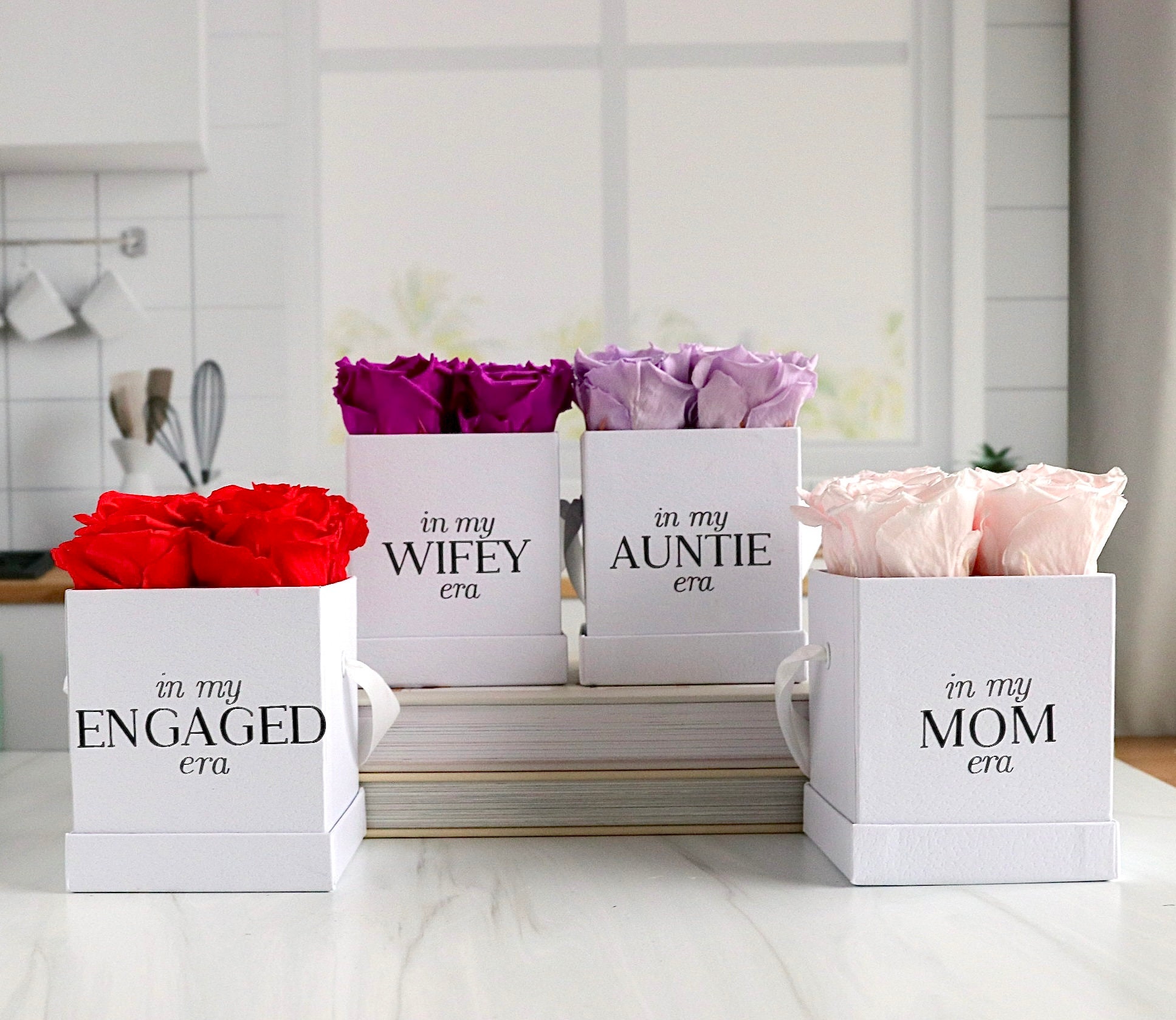 Era Boxes mom Era, Preserved Ecuadorian Roses Premium Textured Box ...