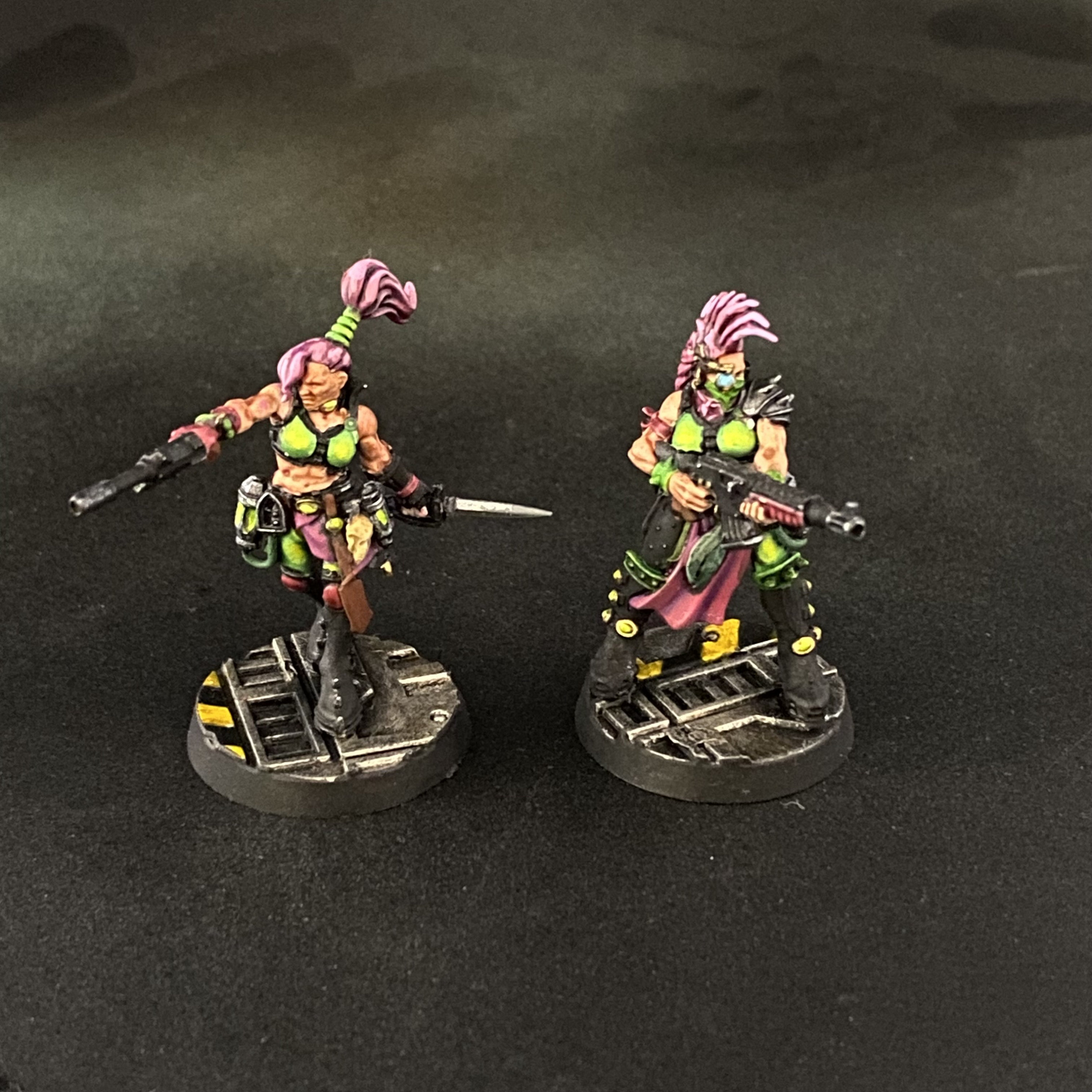 Painted Necromunda House Escher Gang Miniatures for Warhammer 40k, Kill ...