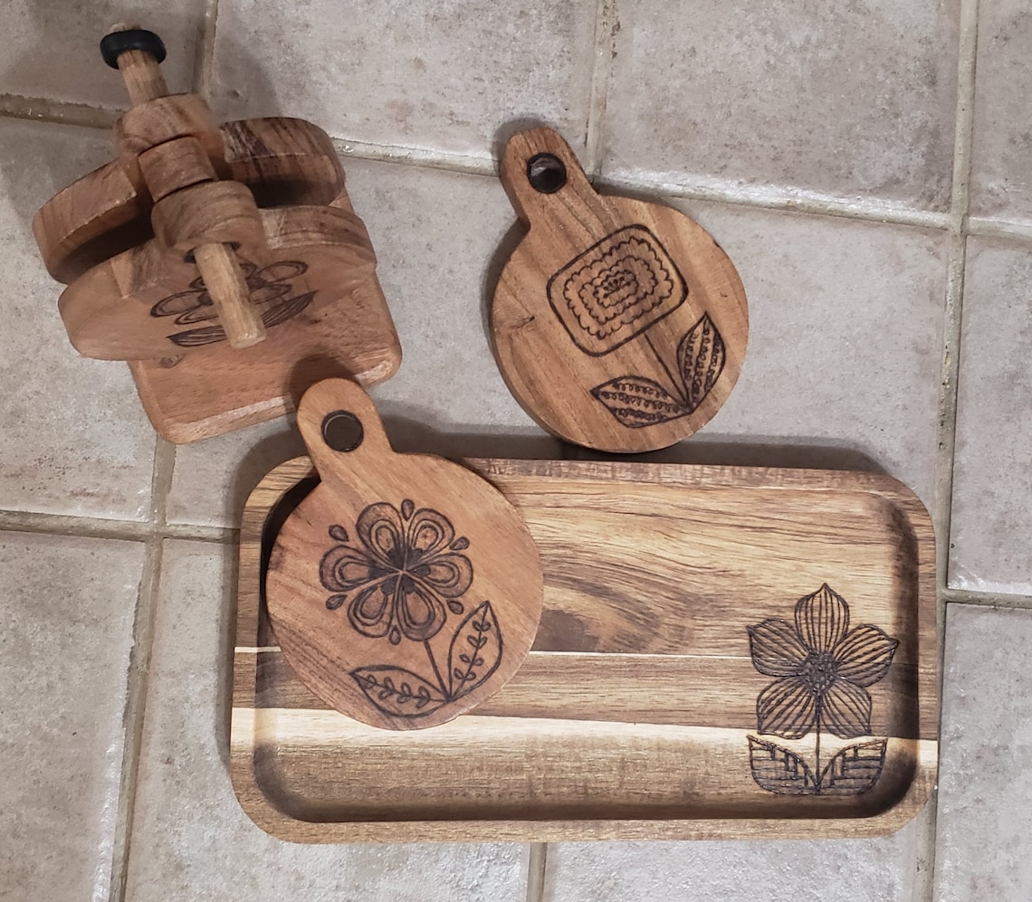 Folk Flower Acacia Wood Tray Pyrography/ Woodburned Art - Etsy