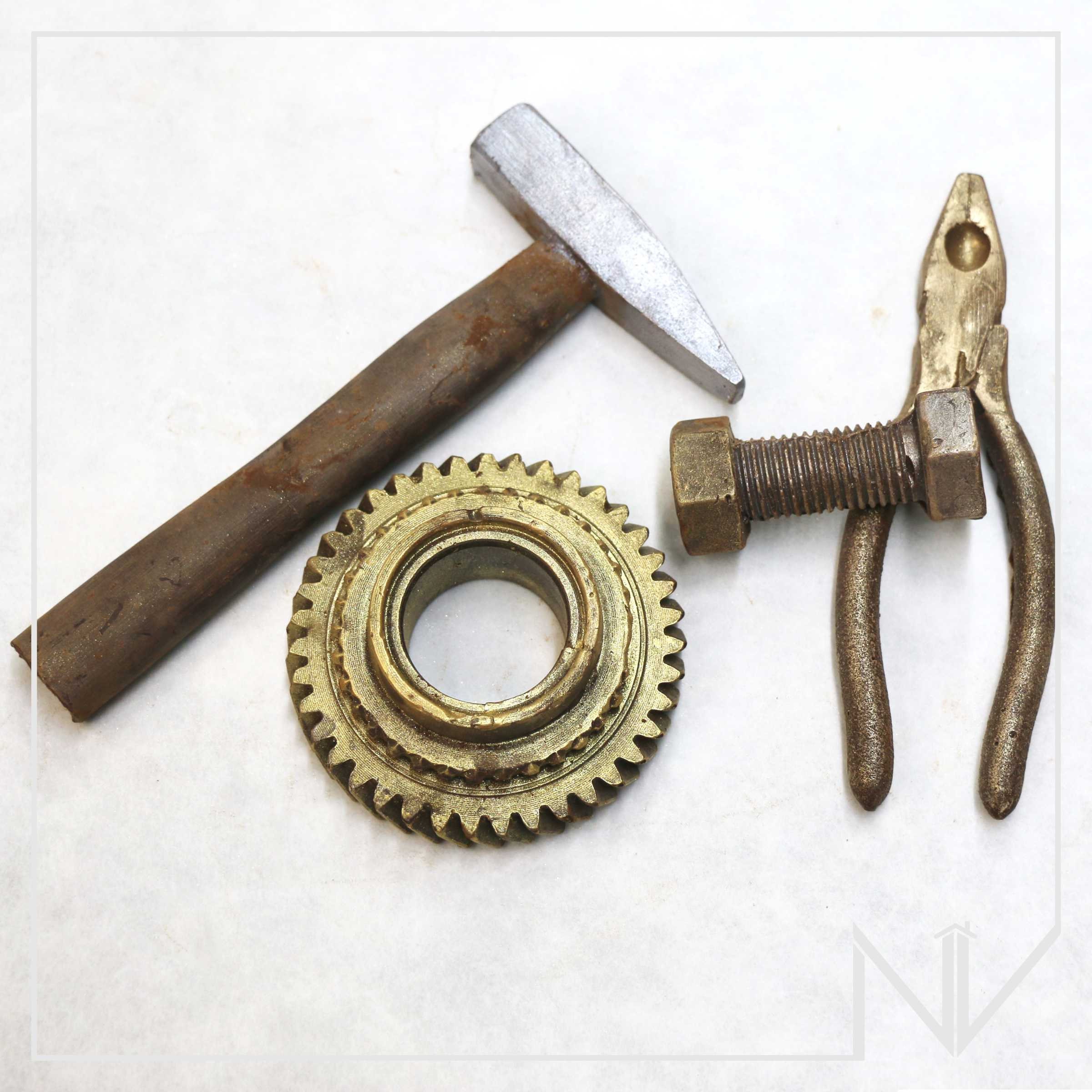 Father's Day Chocolate & Sweets Box Novelty Gift Repair Tool Set Fine ...