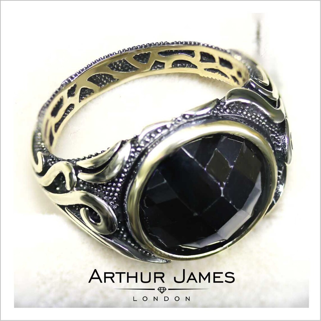 Saudi Arabian Mens Ring, Victorian Ring, Black Stone & Swirl Pattern ...
