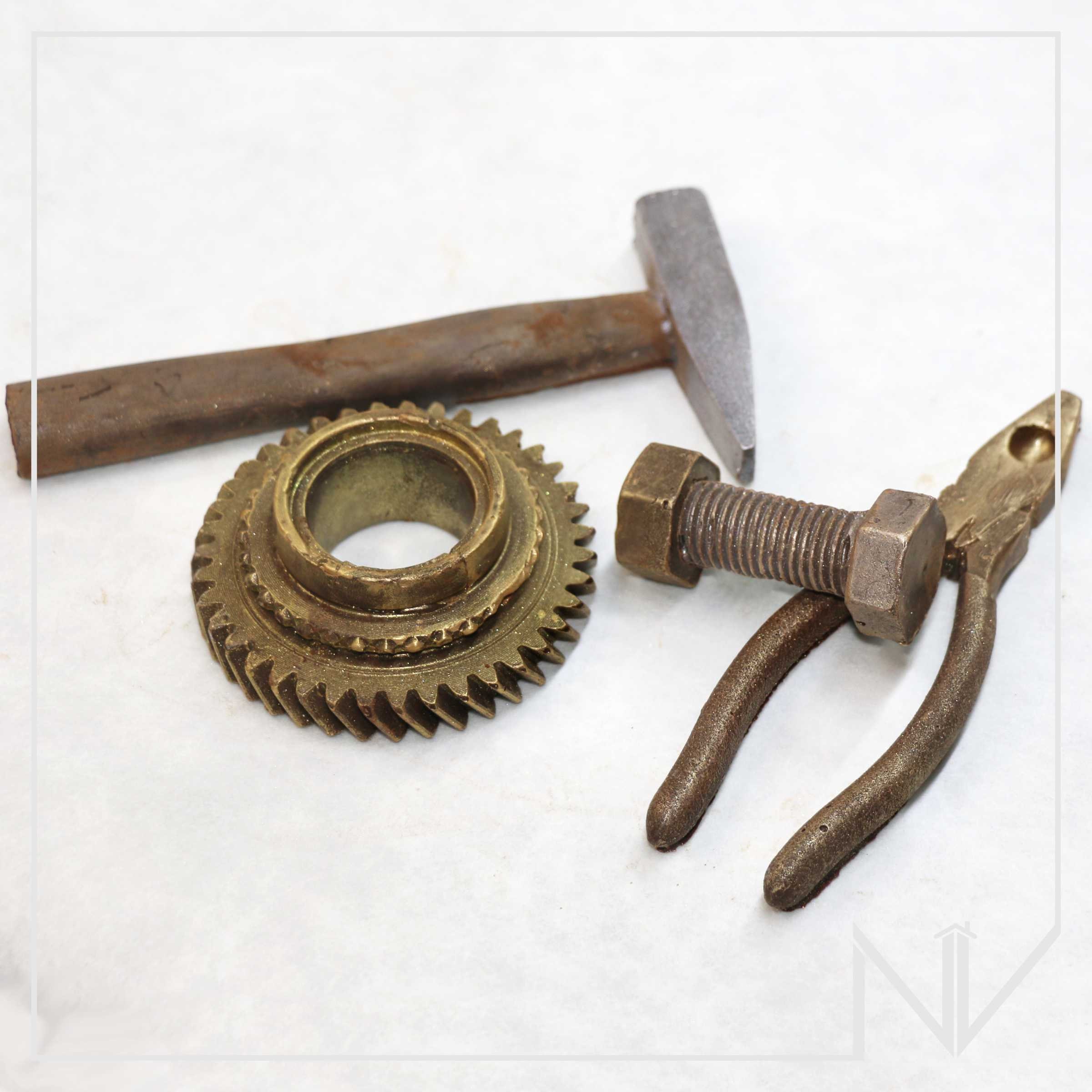 Father's Day Chocolate & Sweets Box Novelty Gift Repair Tool Set Fine ...