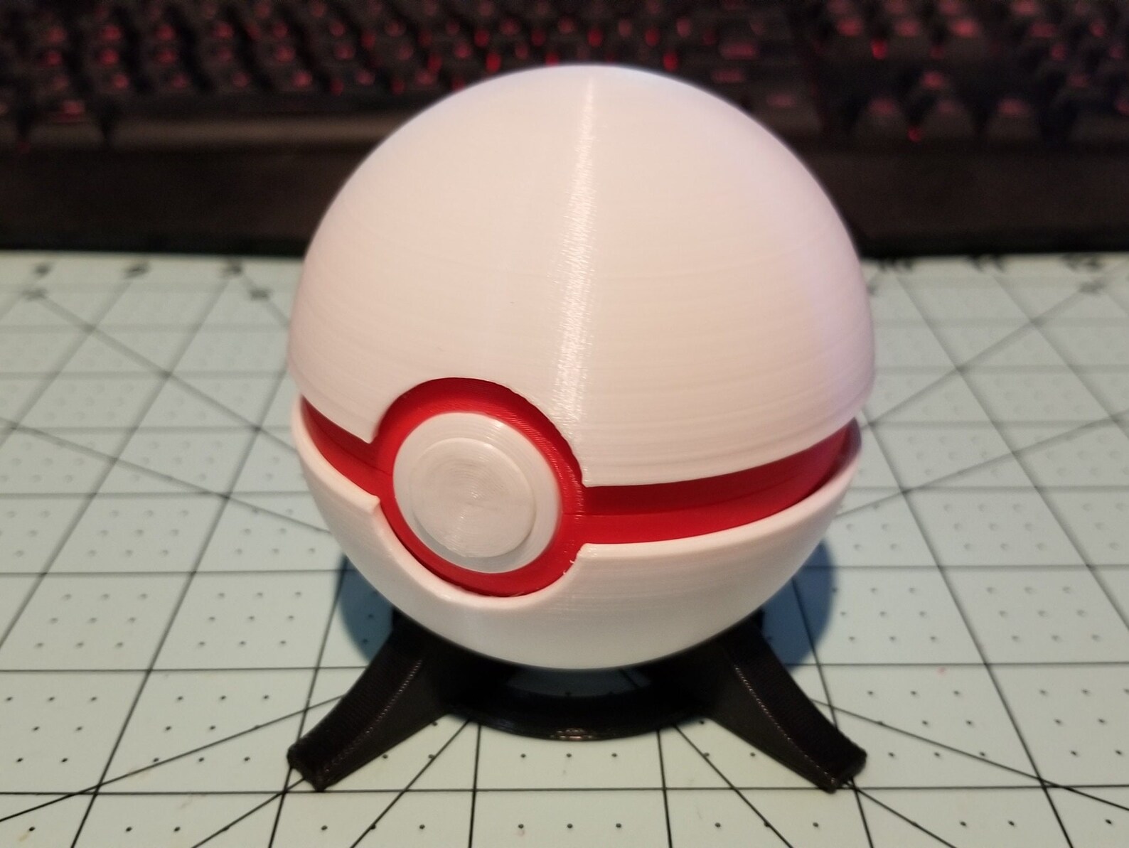 Premier Ball Pokeball W/ Push Button Opening 3D Printed - Etsy