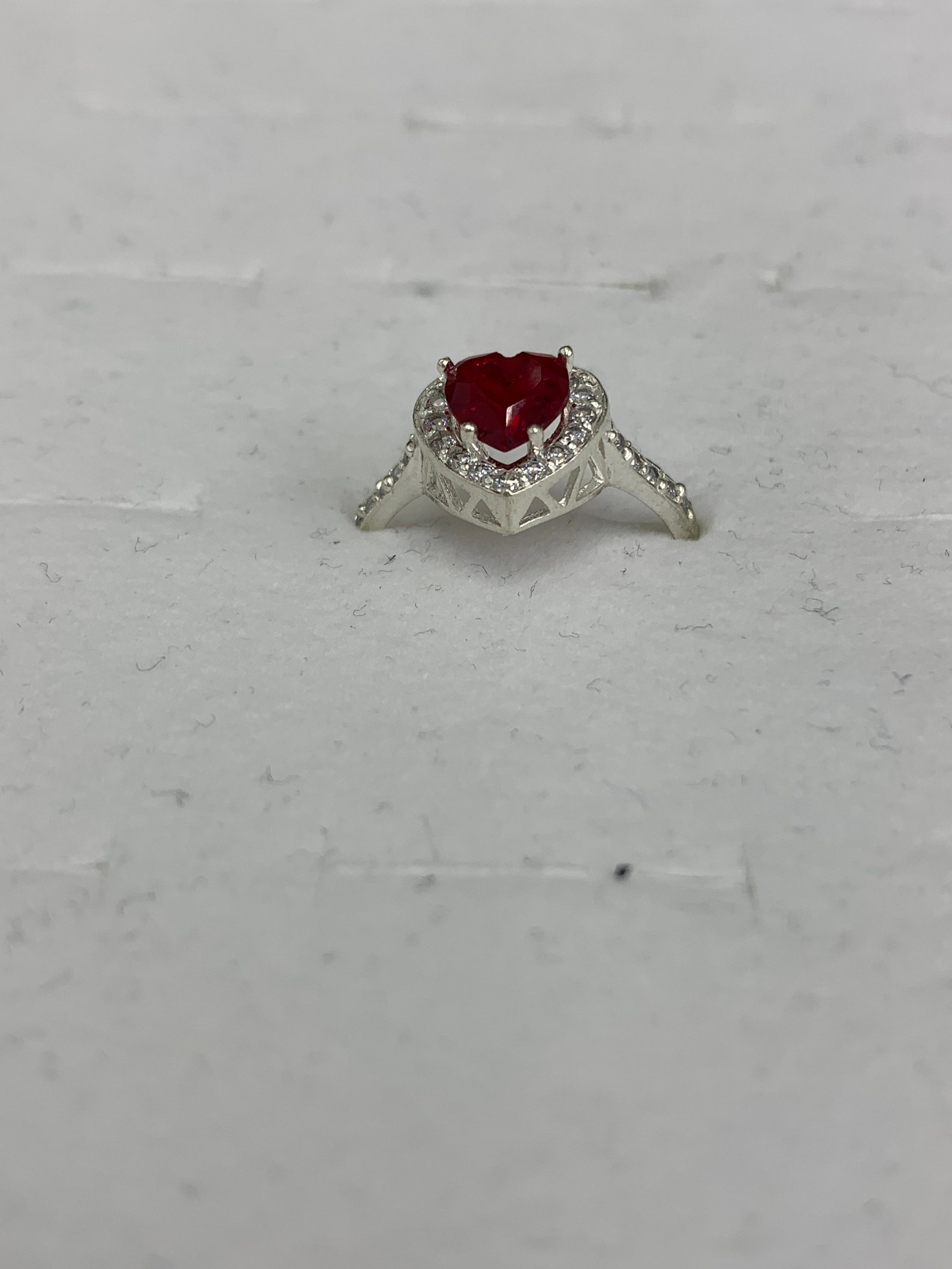 925 Sterling Silver Ruby Gem Heart Design Ring - Etsy