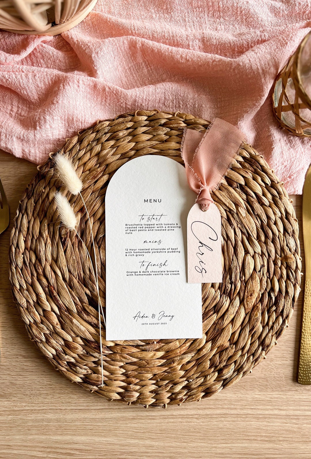 Personalised Wedding Menu & Place Name Custom Acrylic Placeholder Arch ...