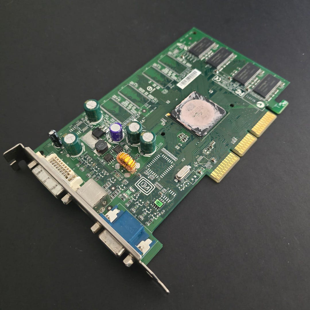 Recycled Computer Circuit Boards for Crafting, Art, DIY Projects, Mixed ...