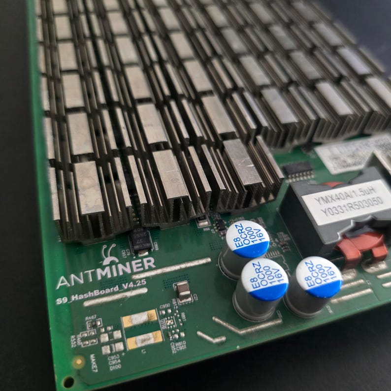Circuit Boards for Crafting, Art, DIY Projects, Mixed Media, and ...