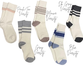 Christmas Movie Socks If You Can Read This Christmas Socks Watching ...