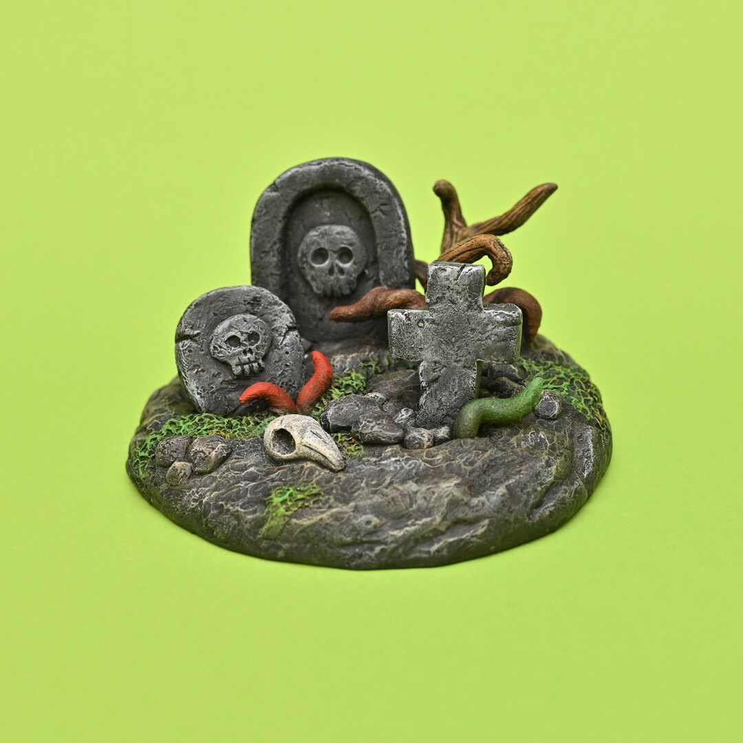 Resin & Polymer Clay Creepy Halloween Style Figurine. Cemetery Scene ...