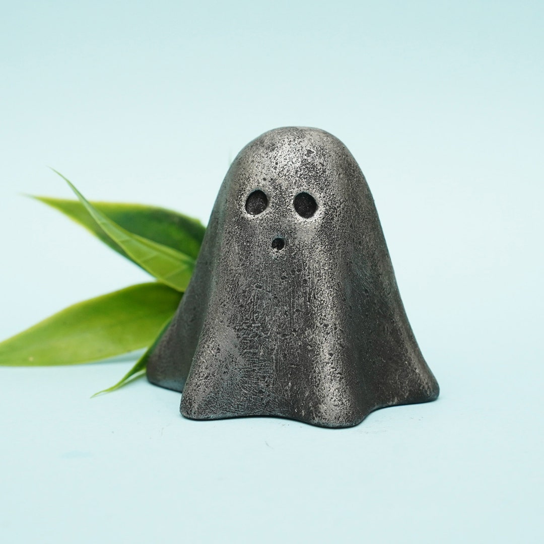 Resin Silver Spooky Little Ghost Figurine. Halloween Style Cute ...