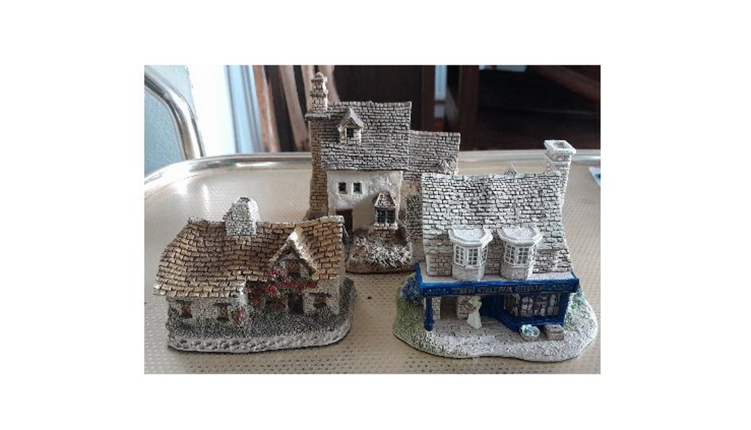 Whimsical Miniature Cottages Bundle Lilliput Lane, Academy, & More in ...