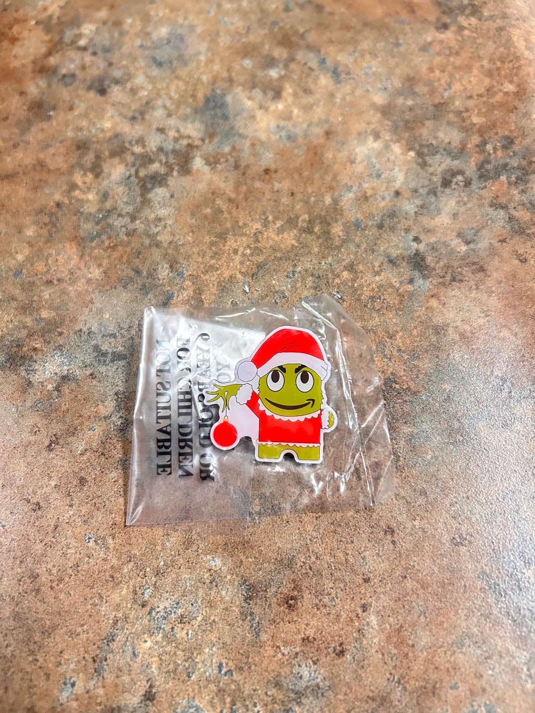 Amazon Peccy Pin ..! Grinchy! - Etsy