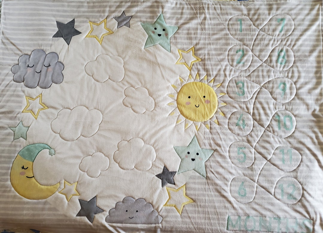 Minky Moon and Stars Baby Milestone Quilt - Etsy