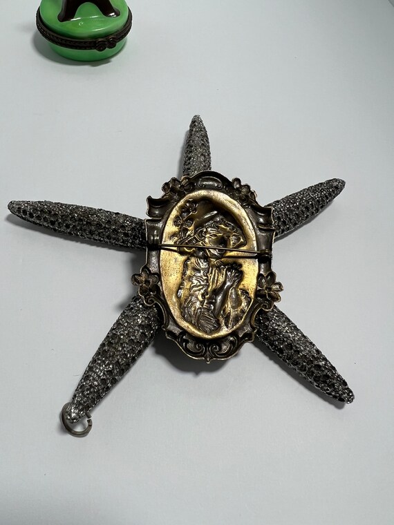 Repousse Style Victorian Woman Brooch - Gem