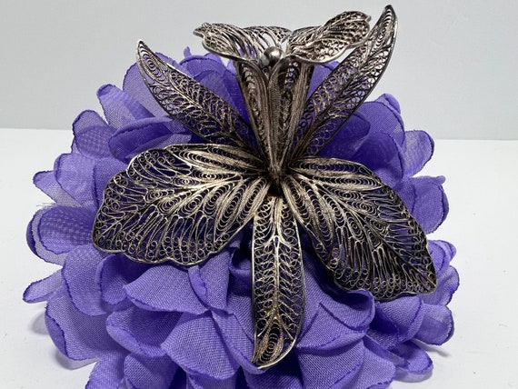 Victorian Filigree Flower Brooch Silver Floral Pendan… - Gem