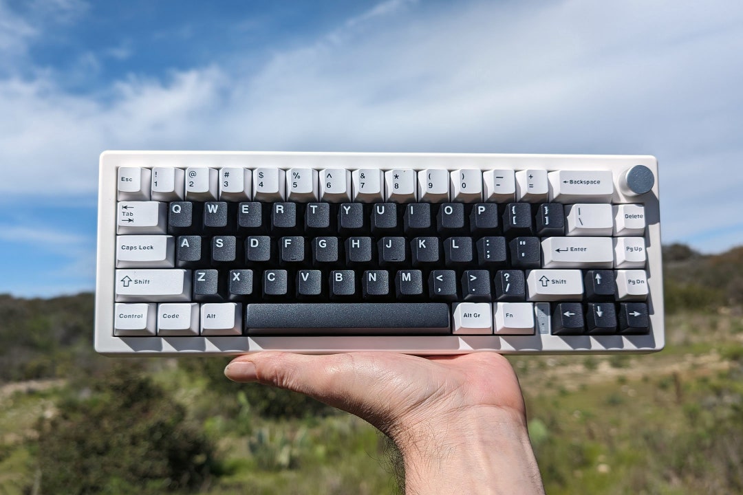 65% Thocky Custom Wireless Mechanical Keyboard W/ Lubed MMD Princess ...
