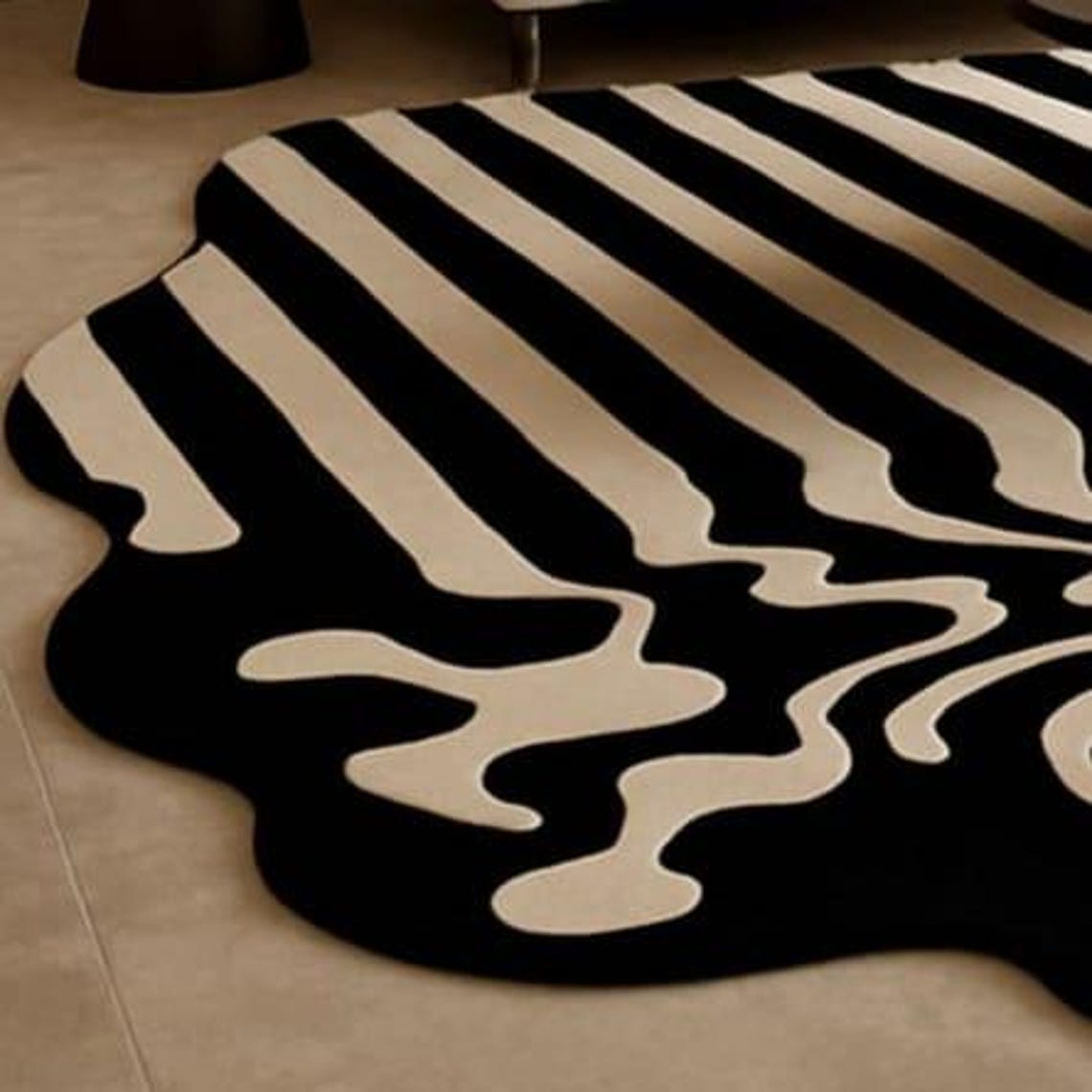 Modern Irregular Wavy Black & White Rug | Abstract Optical Illusion ...