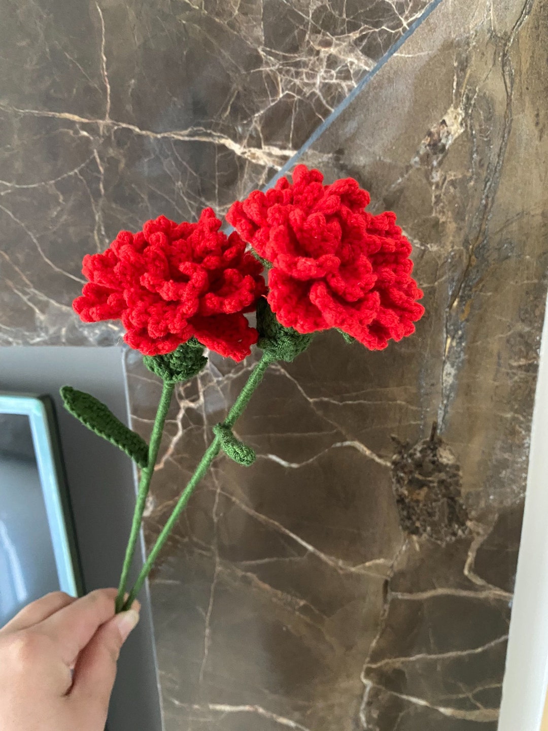 Garofano all'uncinetto Maglieria Bouquet di garofano rosso Fiore di ...