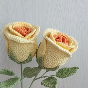 Finished Crochet Rose Knitting Yellow Gradient Rose Bouquet Flower ...