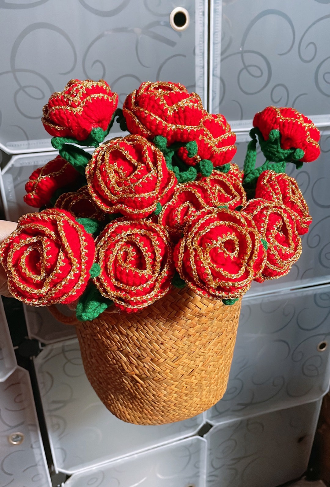 Finished Crochet Rose With Gold Thread Rose Bouquet Red Rose Knitting ...
