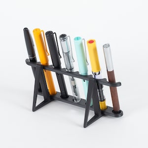 Vertical 7 Fountain Pen Display Stand - 3D Printed Storage for Pens ...